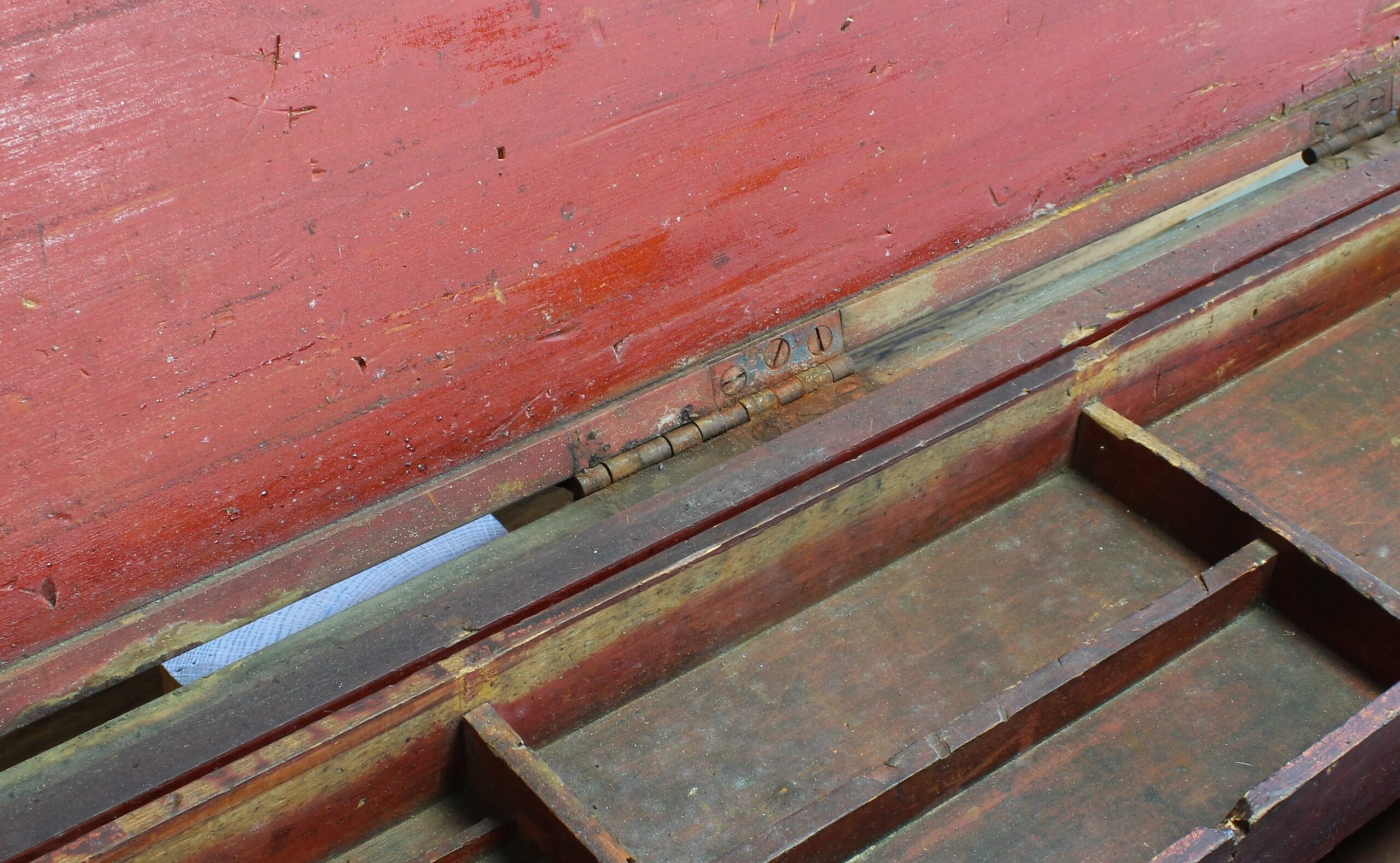 Backwards Hinge? - Lost Art Press