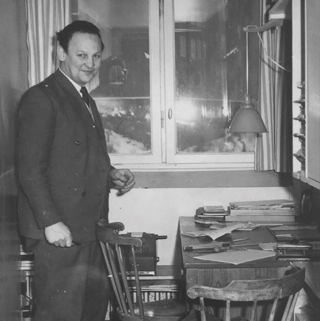 A Tale of Two Krenovs - Lost Art Press