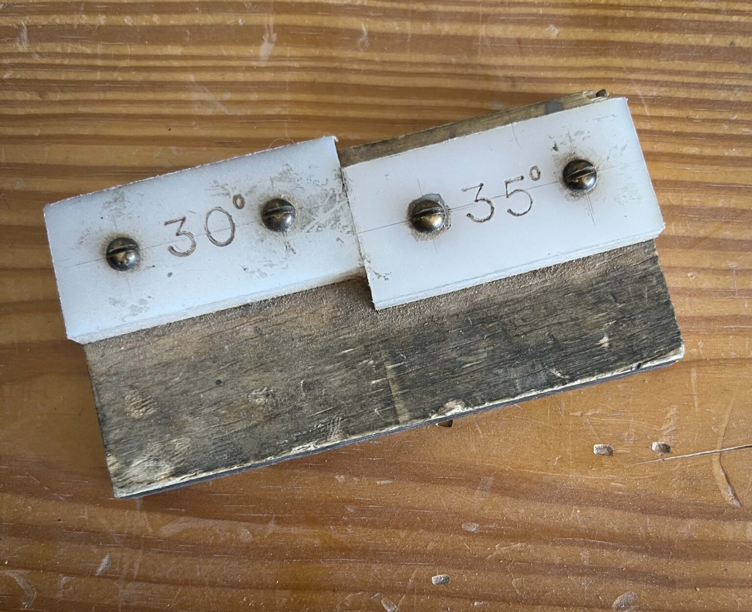 Simple Angle-setting Jig for Sharpening - Lost Art Press