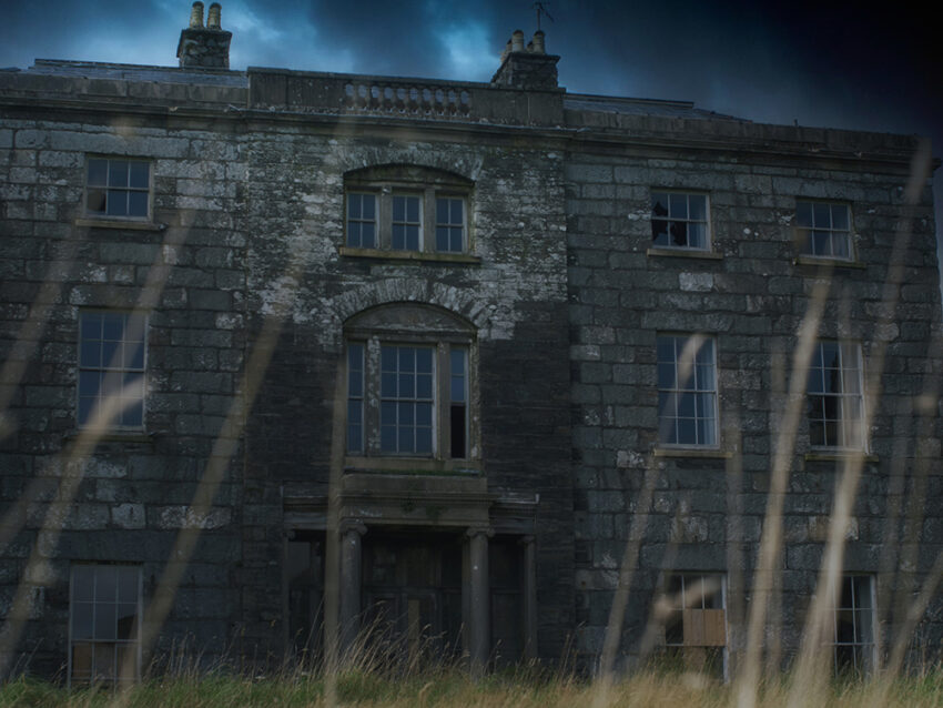 'Cadi' Visits Nannau Hall - Lost Art Press