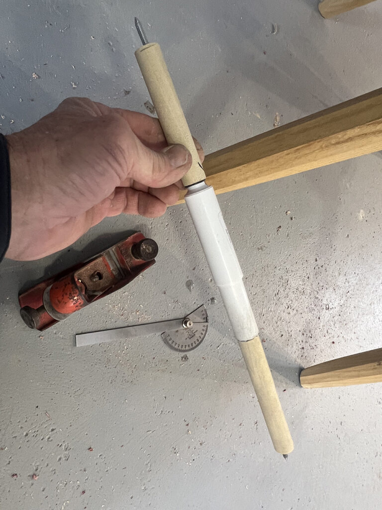 Mind Upon Mind: Spring-loaded Stretcher - Lost Art Press